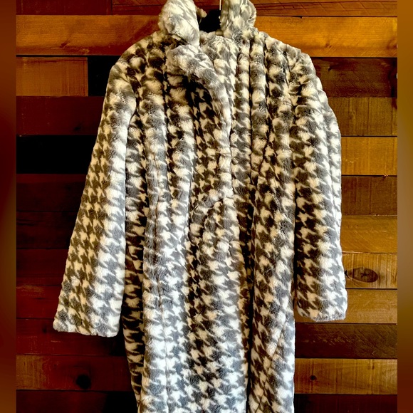 NVLT | Jackets & Coats | Nvlt | Poshmark